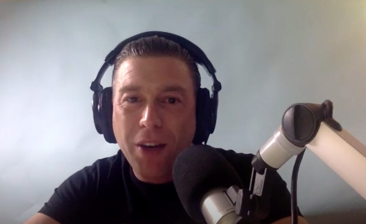 Max Moszkowicz over UFO's: 'Het gebeurt nu en iedereen moet het weten ...