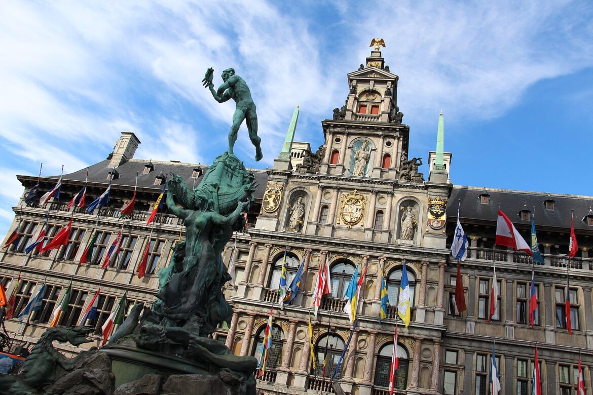Ruzie in Antwerpse coalitie om vlag Israël - Jonet.nl