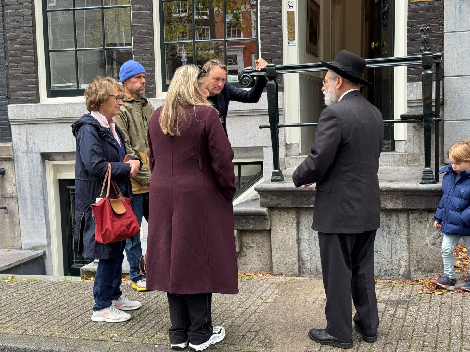 Bijzondere struikelsteen op Keizersgracht gelegd - Jonet.nl